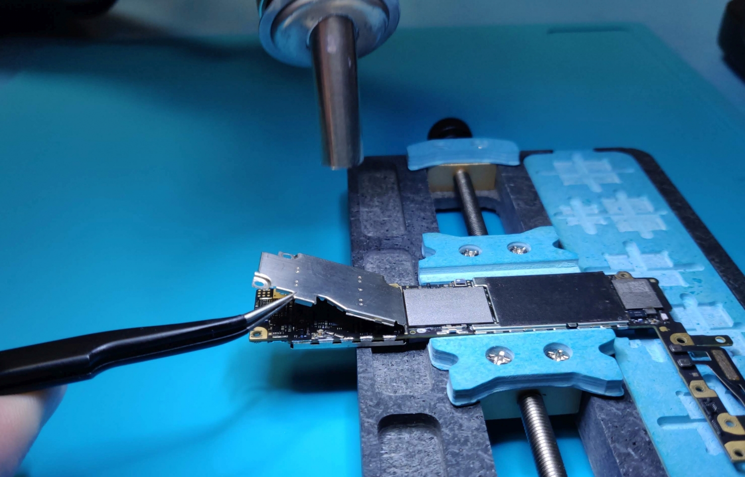 Evolution of our chip-off training | Control-F